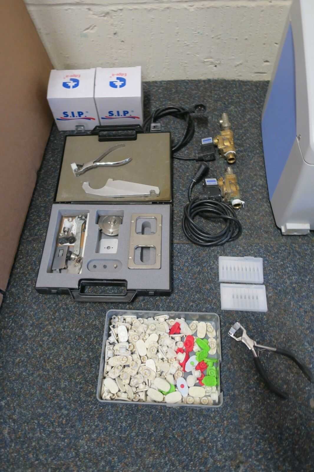 Nidek Me 1200 Lens Edger Machine | Dauh Eye Care